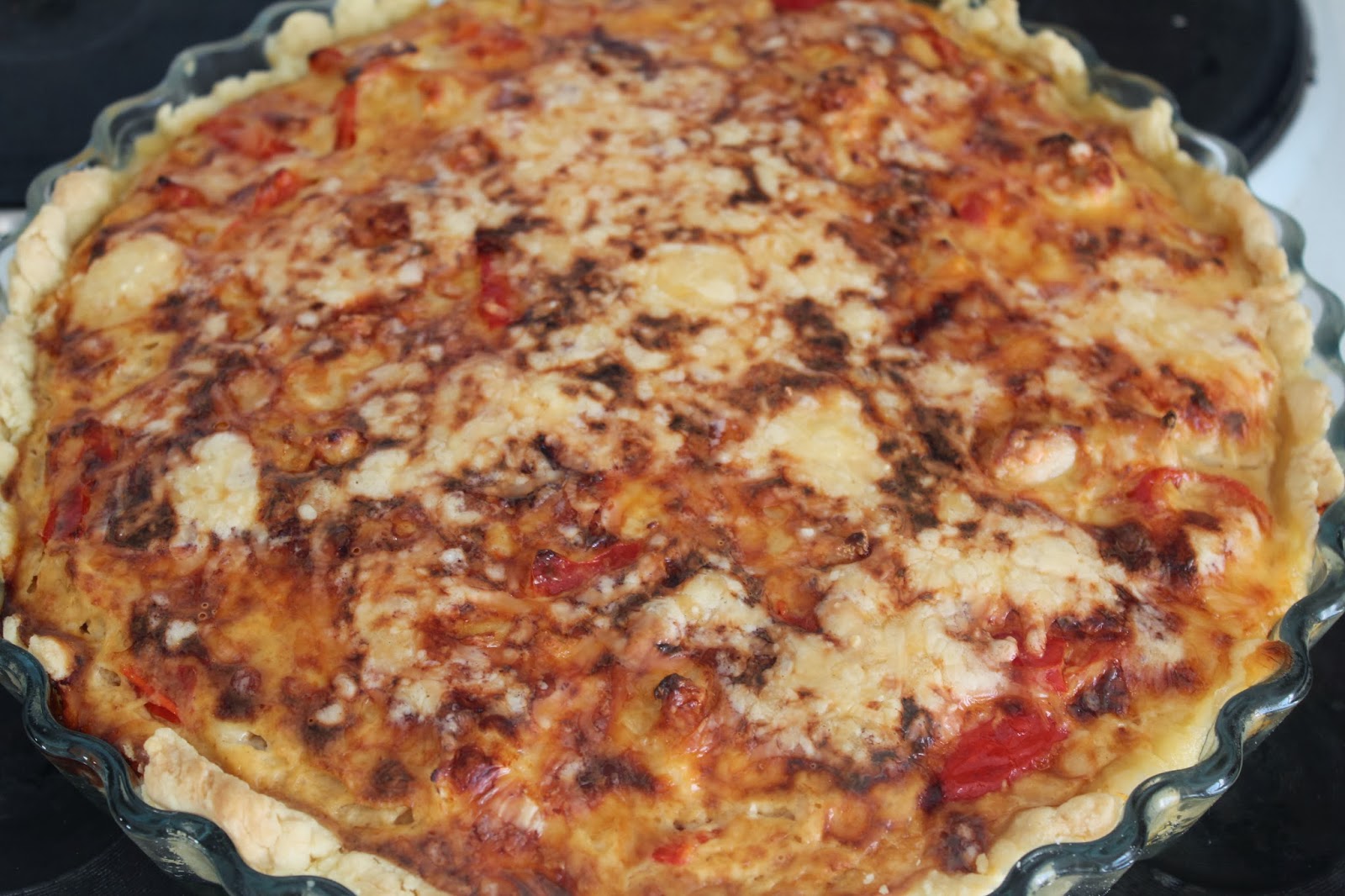 Broileri-paprika piirakka