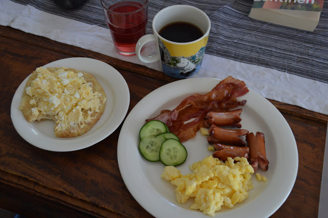 Lomalaisten aamupala