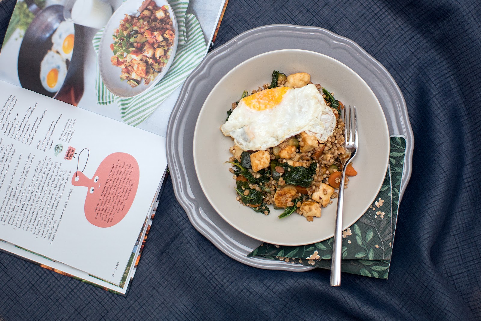 Tattari-halloumi-pyttipannu