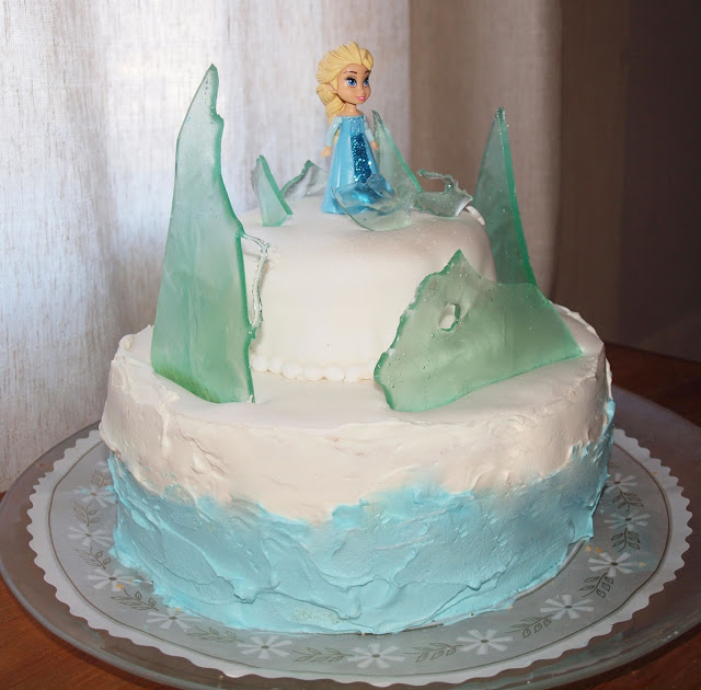 Frozen kakku