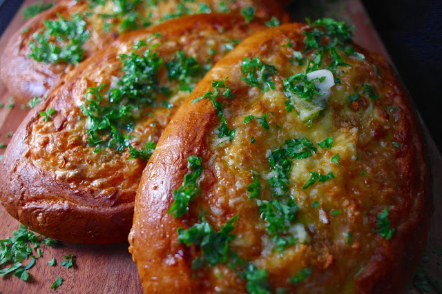 JUUSTOLEIPÄSET SPELTTIJAUHOISTA