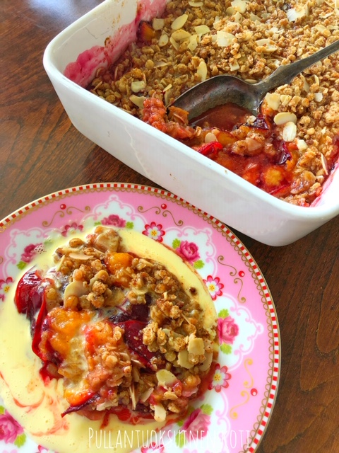 Ihastuttava Luumu Crumble