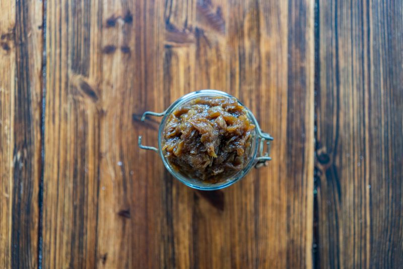 DIY karamellisoitu sipuli